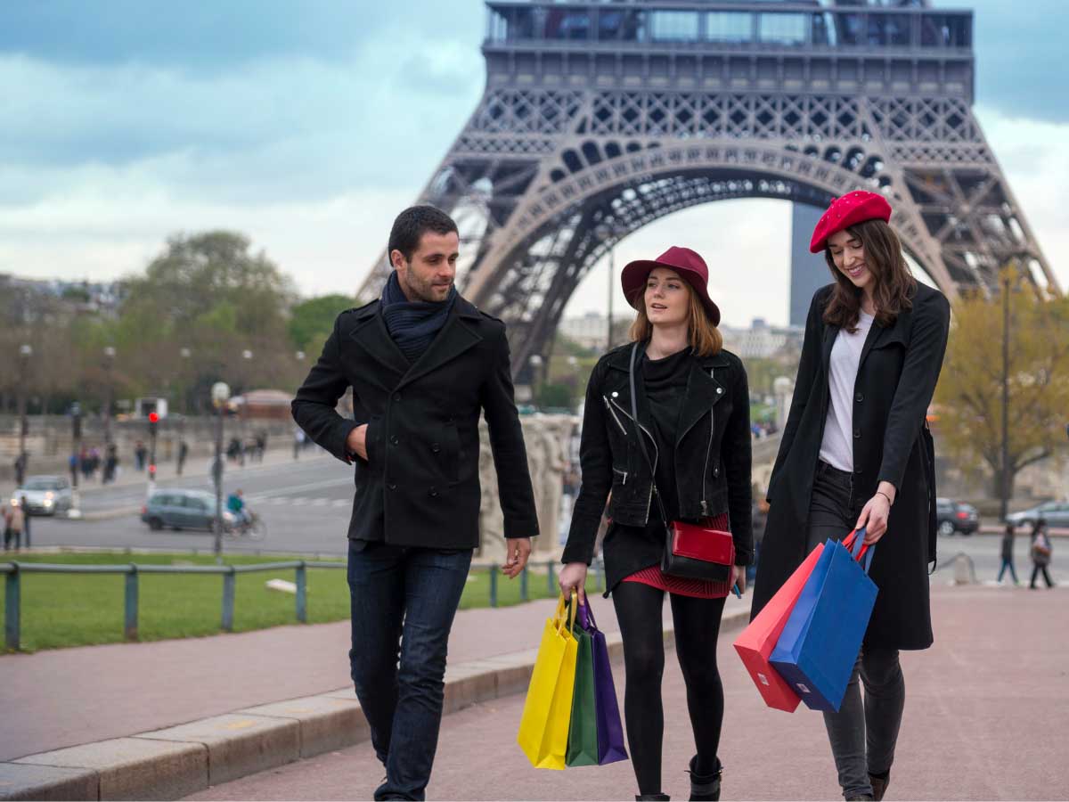 14 Best Paris Themed Gifts For Paris Lovers That Will Make Them Feel ...