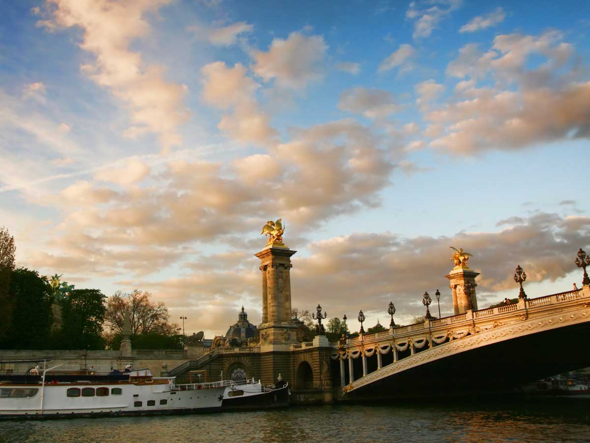 Paris sunrise: 6 Stunning Places to Watch The Sunrise In Paris (+ A ...