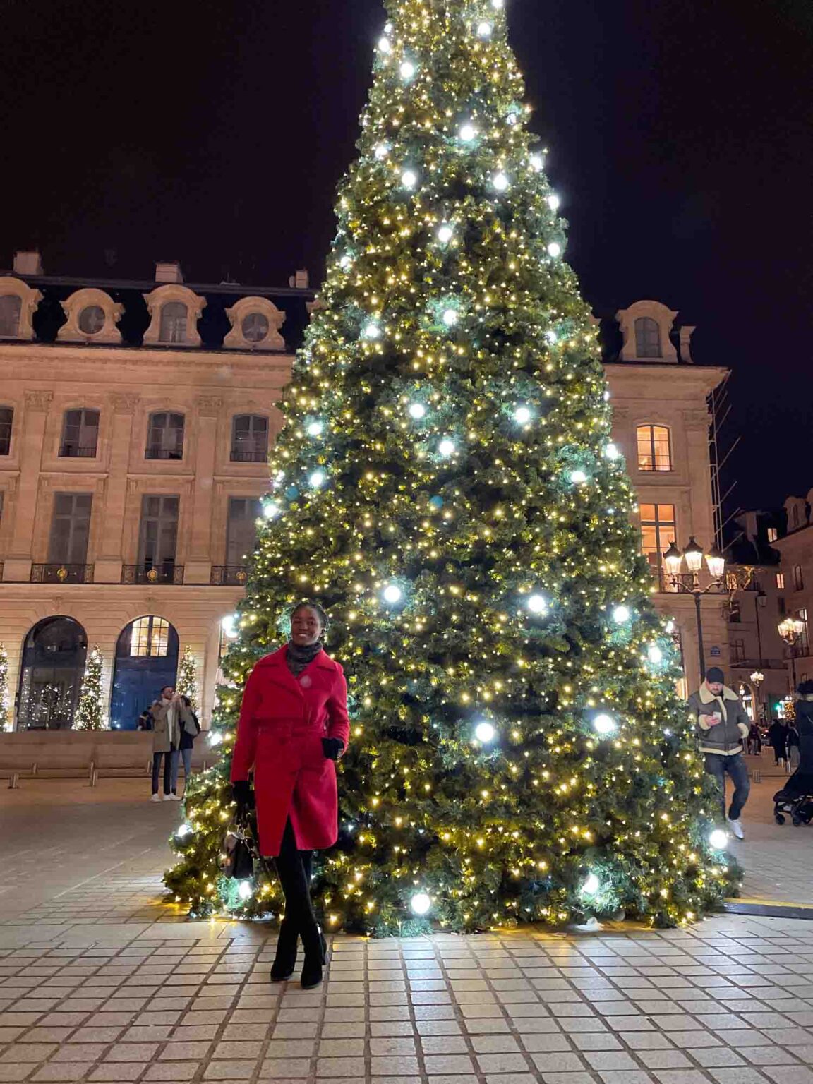 Christmas In Paris: 14 Fun Things To Do In Paris At Christmas - Dreams ...