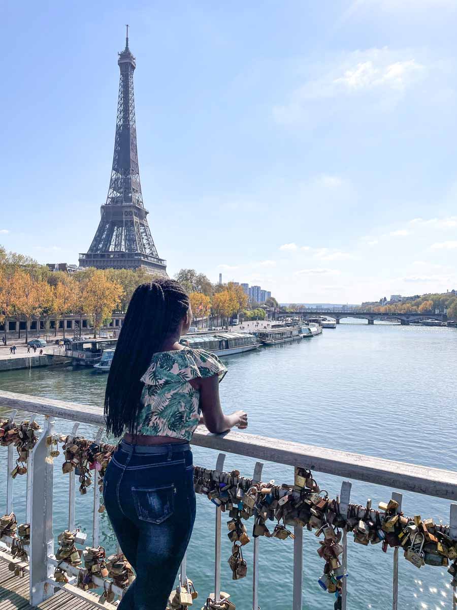 Paris Captions: 193 Dreamy Paris Instagram Captions That Will Make Your ...