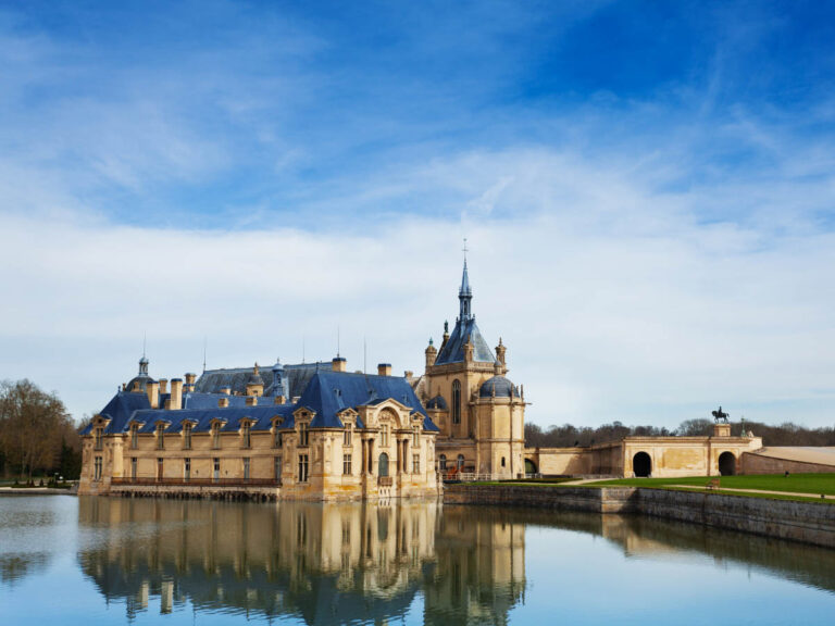 14 Best Castles Near Paris You Should Visit - Dreams in Paris