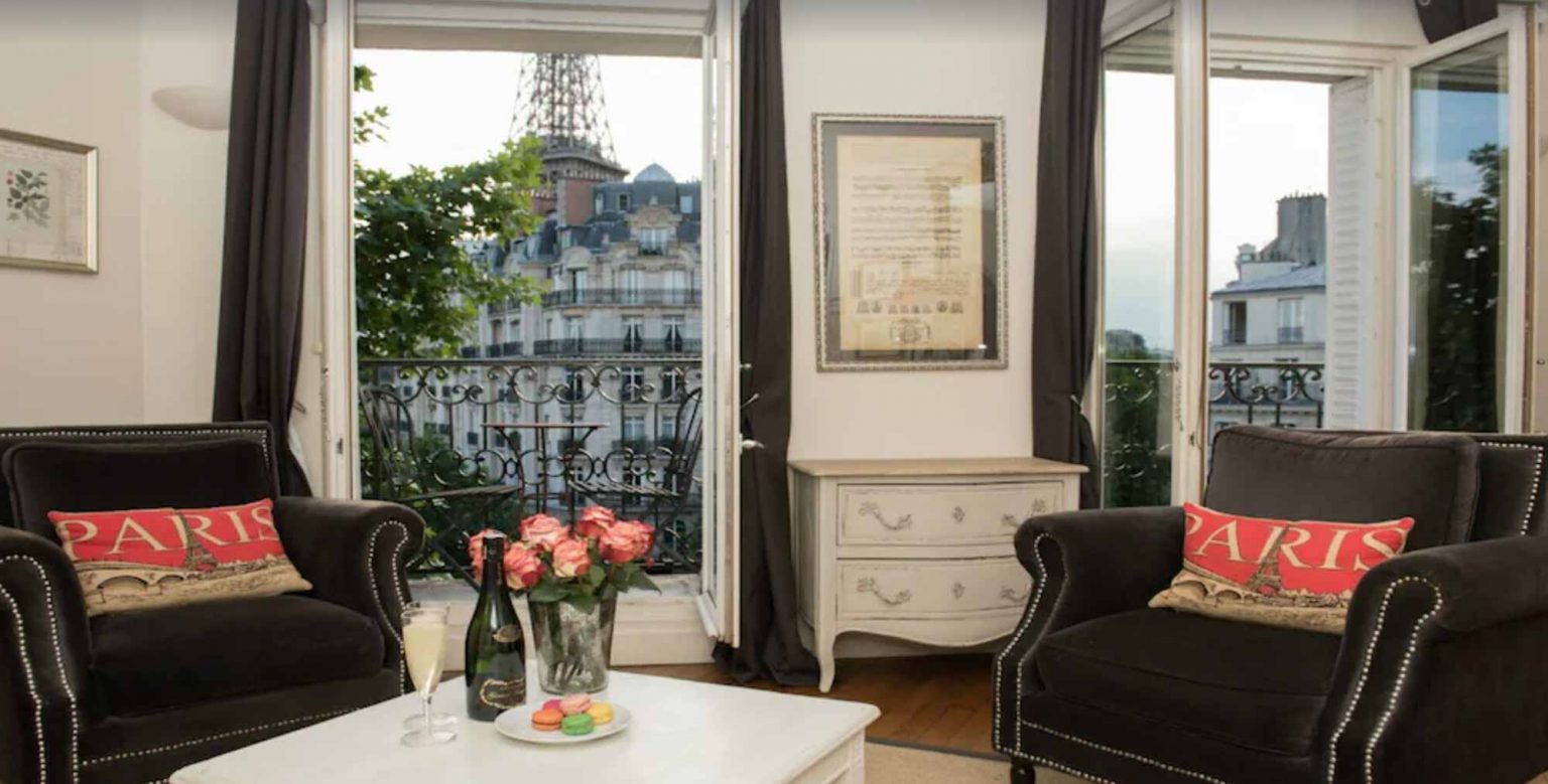15 Best Paris Apartments And Airbnb with Eiffel tower views - Dreams in ...