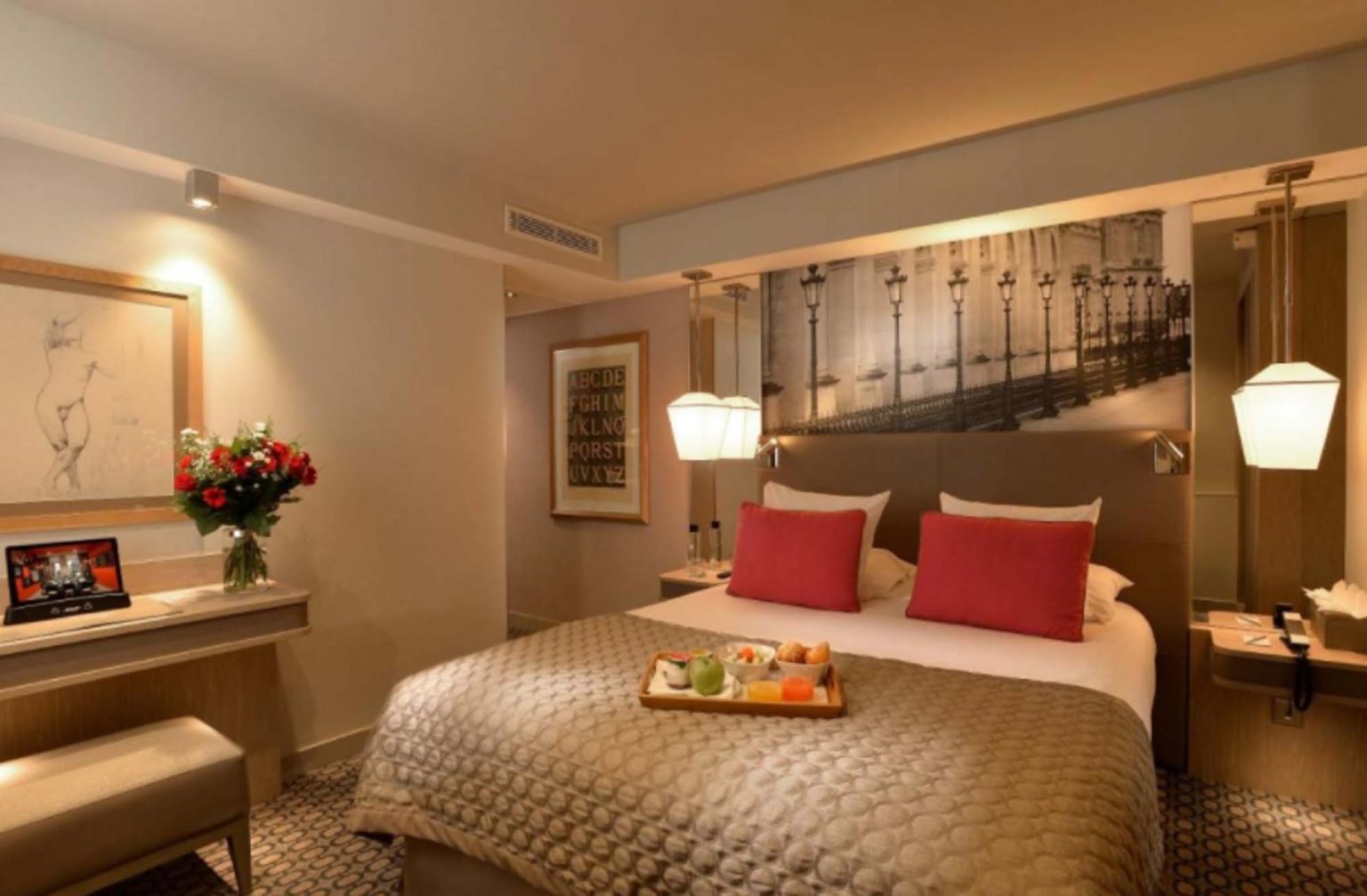 11 Best Hotels In Paris With A Pool - Dreams in Paris