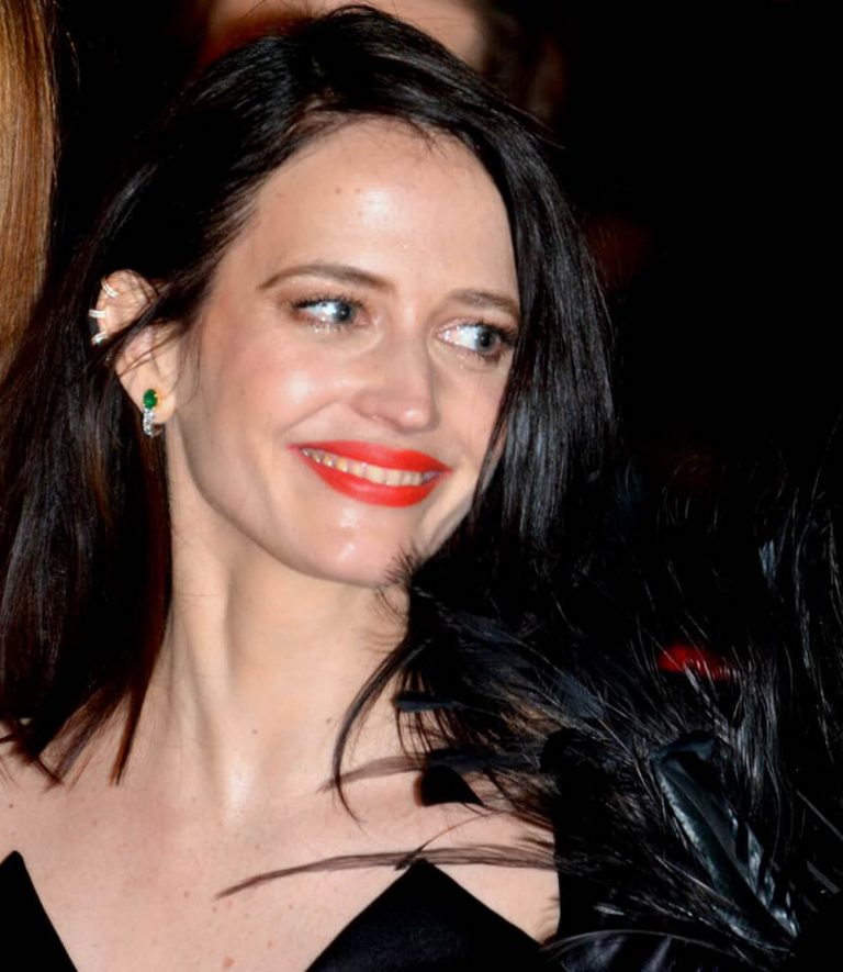 17 Most Famous French Actresses You Should Look Out For - Dreams in Paris