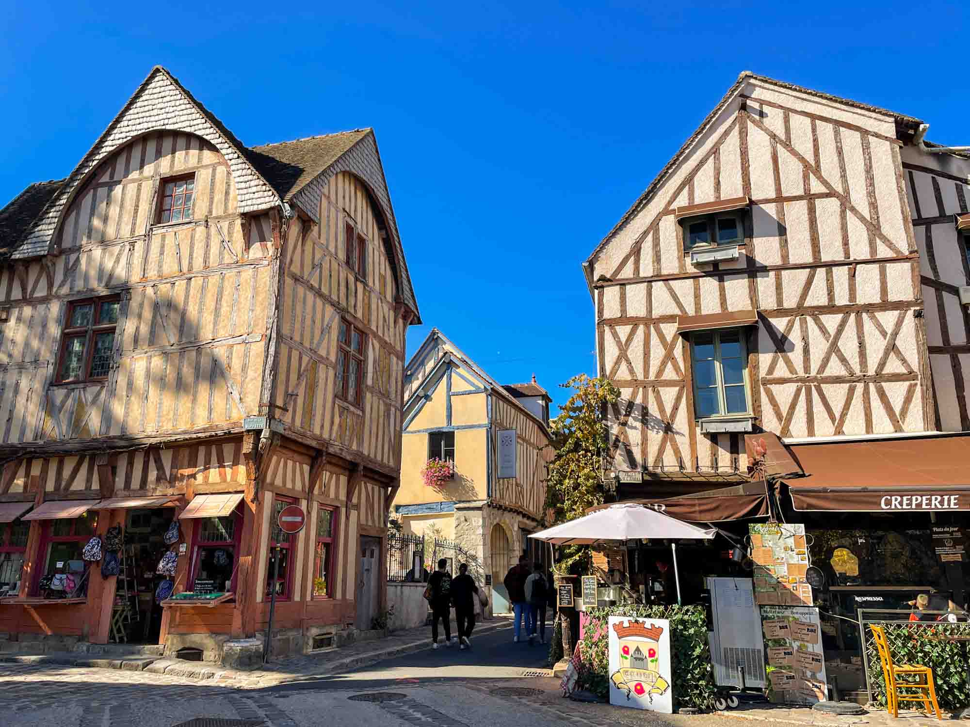 A Day Trip To Provins From Paris: The Ultimate Planning Guide - Dreams ...