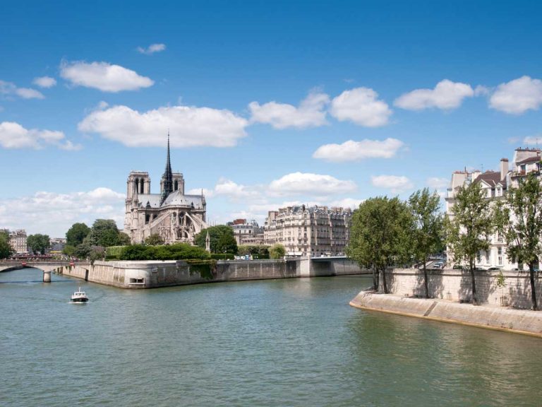 15 Best Things to Do on Ile de la Cité, Paris (+Where To Stay And Eat ...