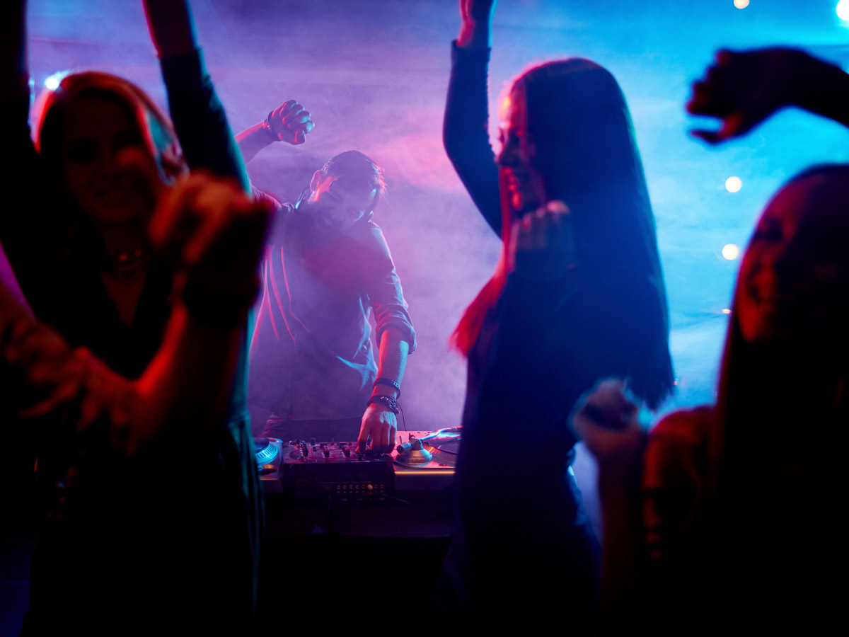 16 Best Nightclubs In Paris For A Fun Night Out - Dreams in Paris