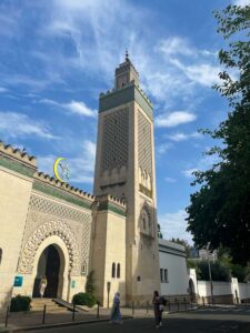 How to Visit The Grand Mosque of Paris (History + Practical Tips ...