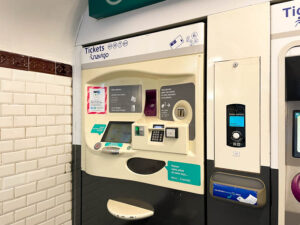 How to Use The Paris Metro In 2025 (+ Practical Tips) - Dreams in Paris